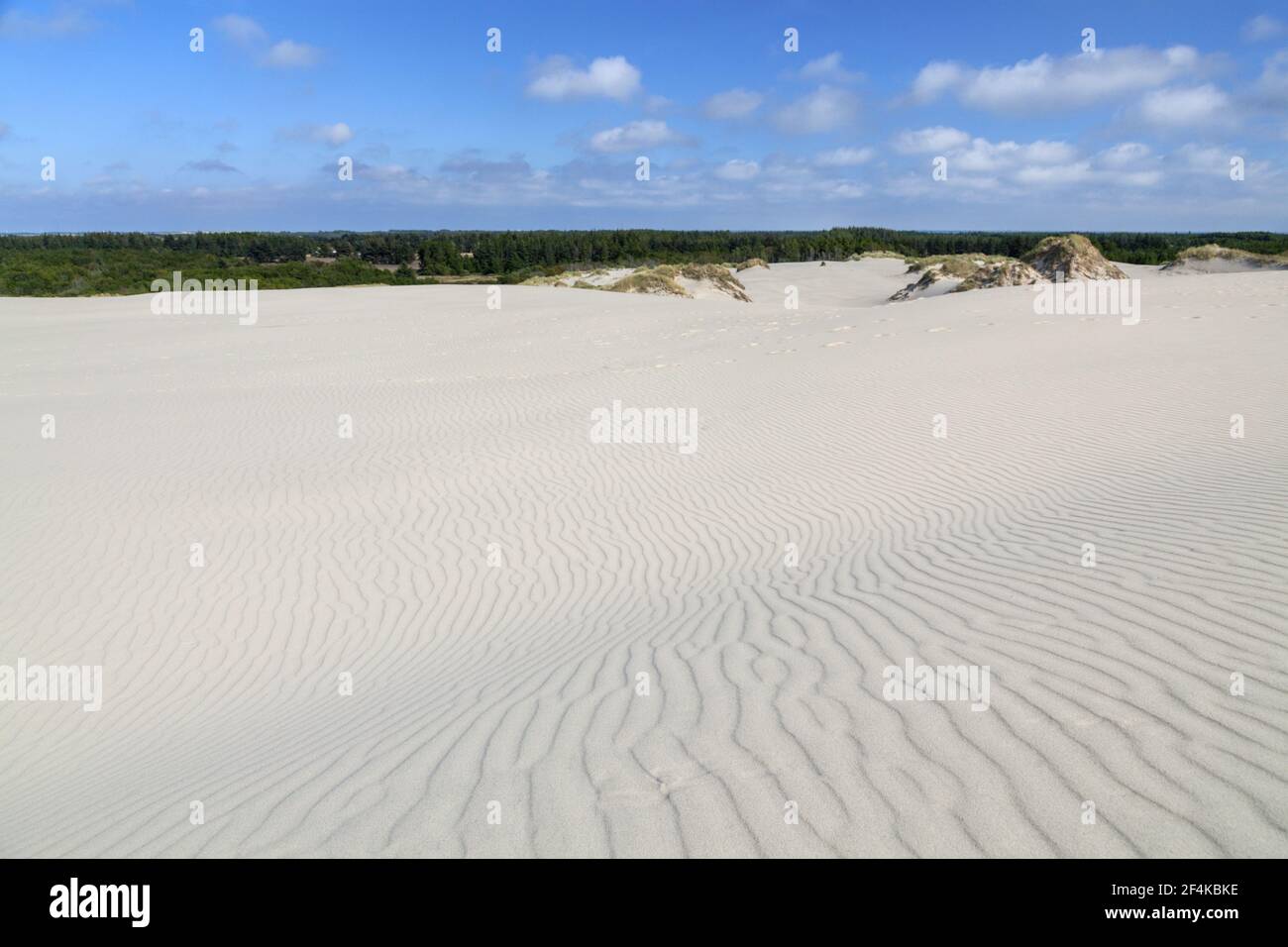 Rill marks hi-res stock photography and images - Alamy
