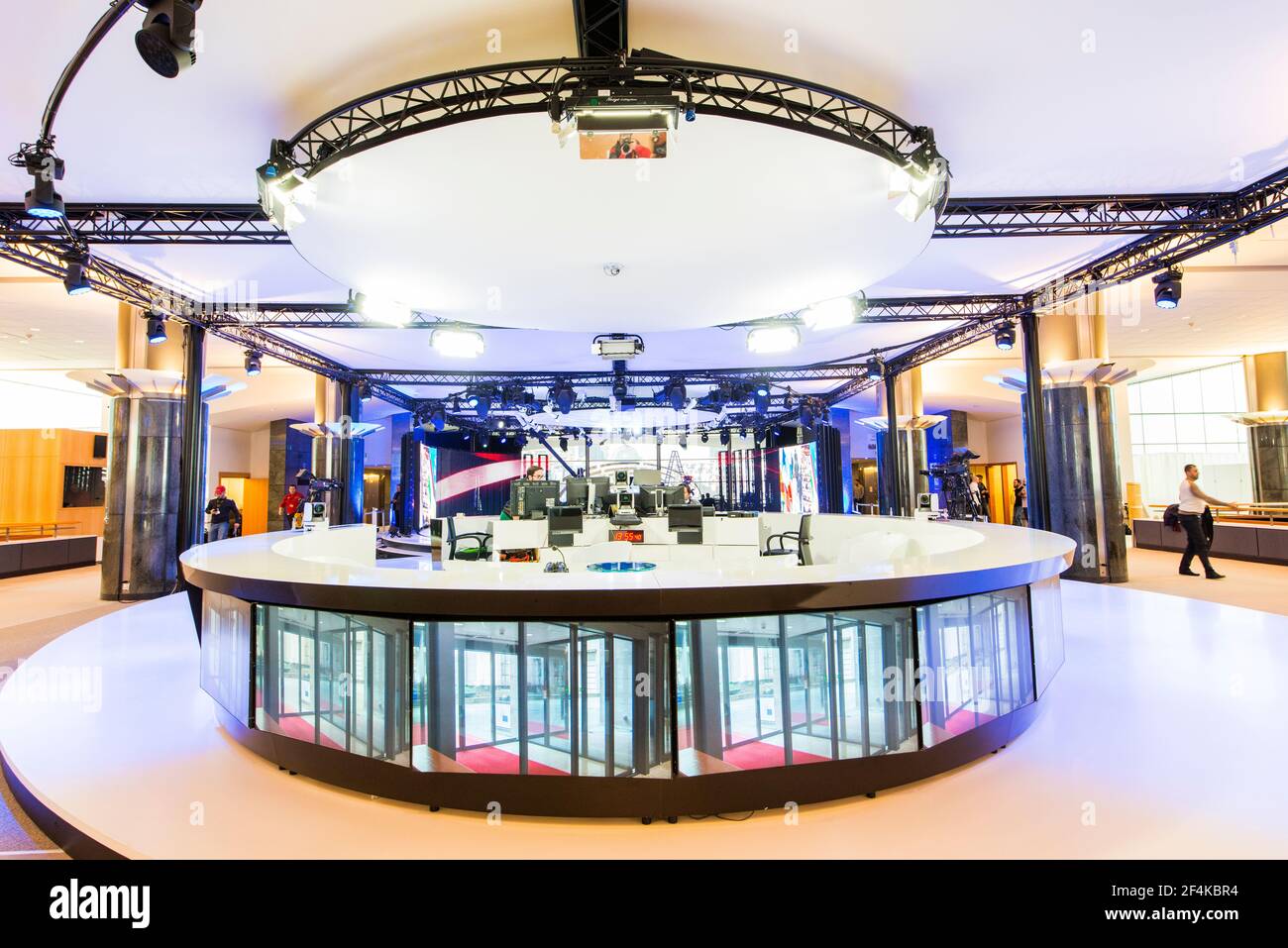 Tv studio interior hi-res stock photography and images - Alamy
