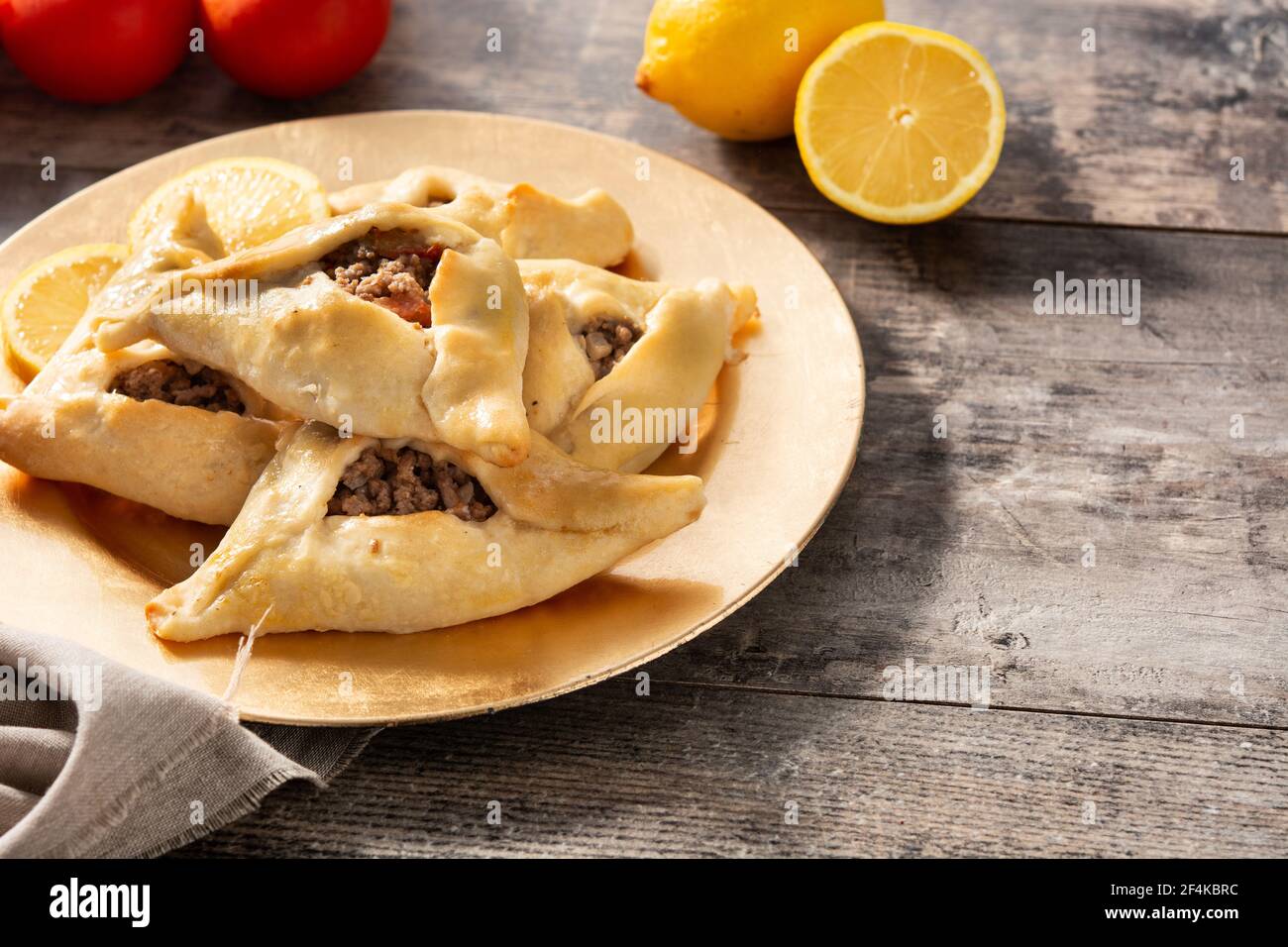 Fatayer hi-res stock photography and images - Alamy
