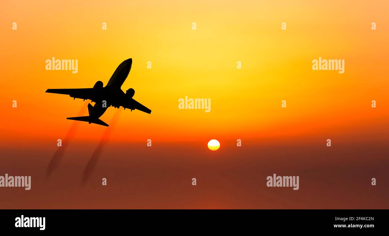 Take off into the sunset hi-res stock photography and images - Alamy