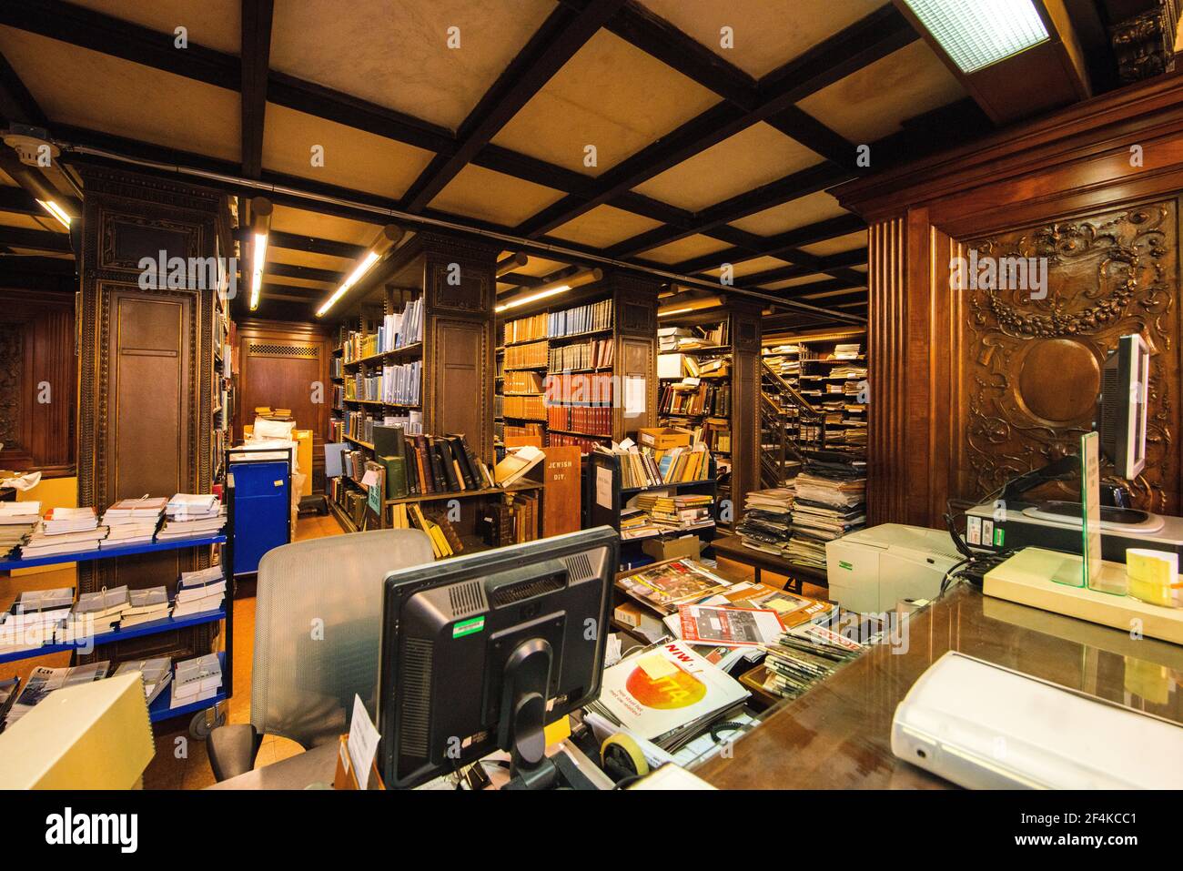 New york public library mid manhattan library hi-res stock photography ...