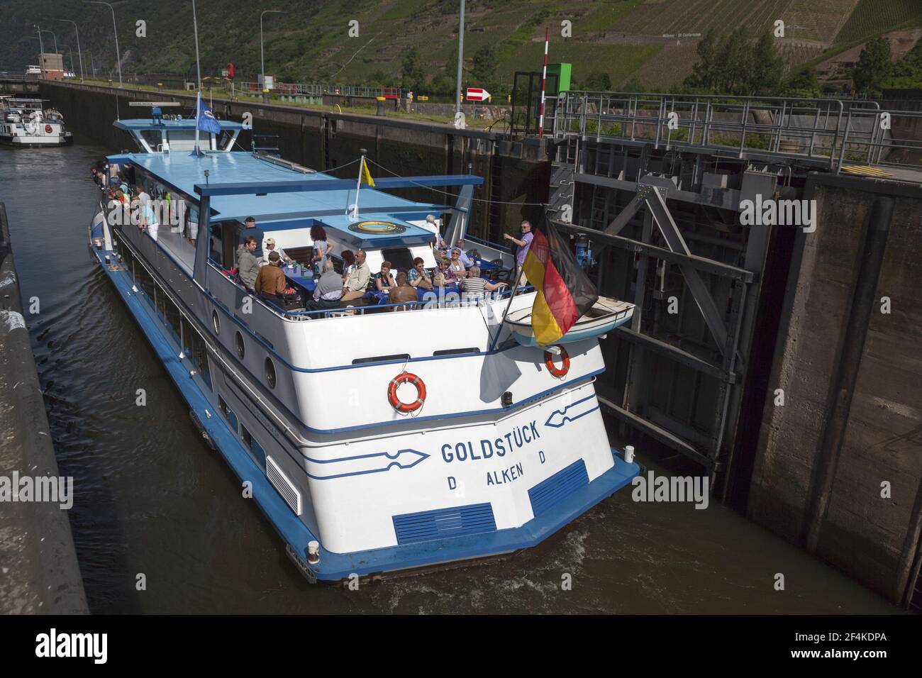 Sluice basins hi-res stock photography and images - Alamy