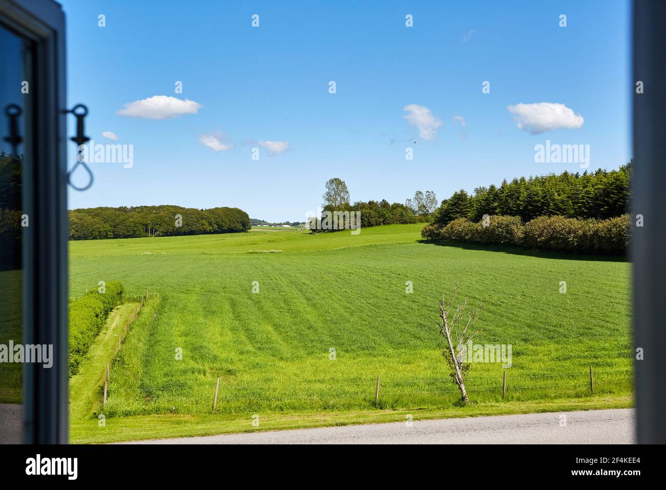 Grassy fields small stream hi-res stock photography and images - Alamy
