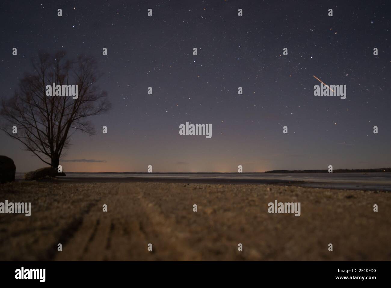 Lone star night sky hi-res stock photography and images - Alamy