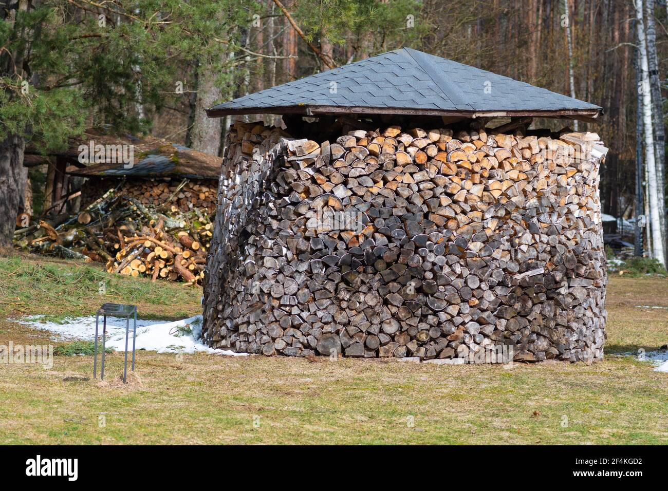 Circular or cylindrical structure or stack composed of blocks, pieces ...