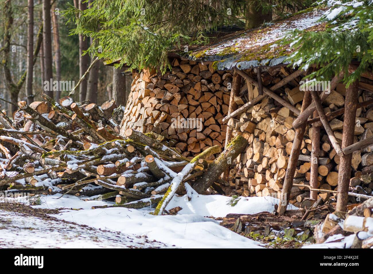 Circular or cylindrical structure or stack composed of blocks, pieces ...