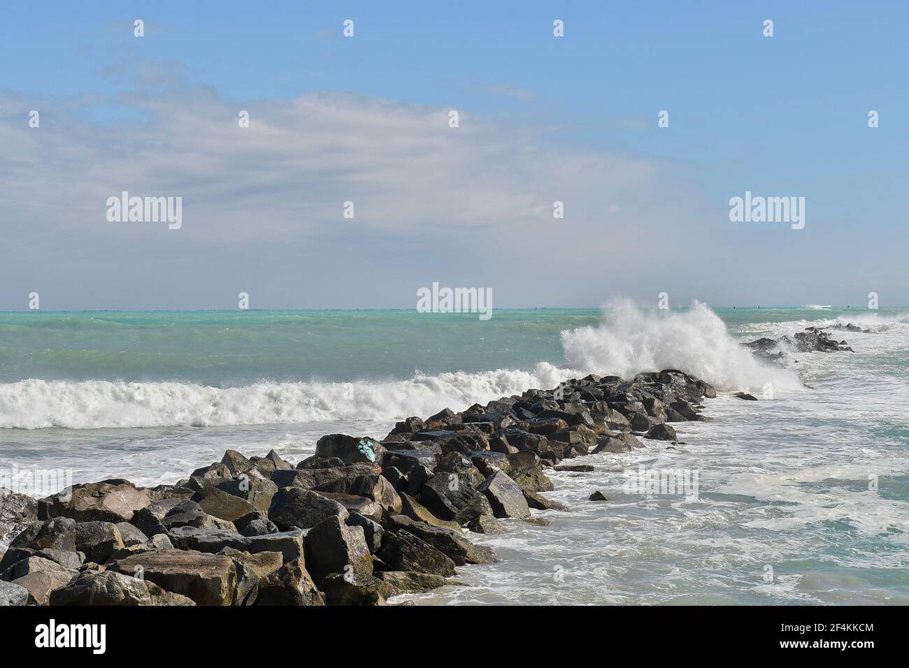 Atlantic shore south pointe park hi-res stock photography and images ...