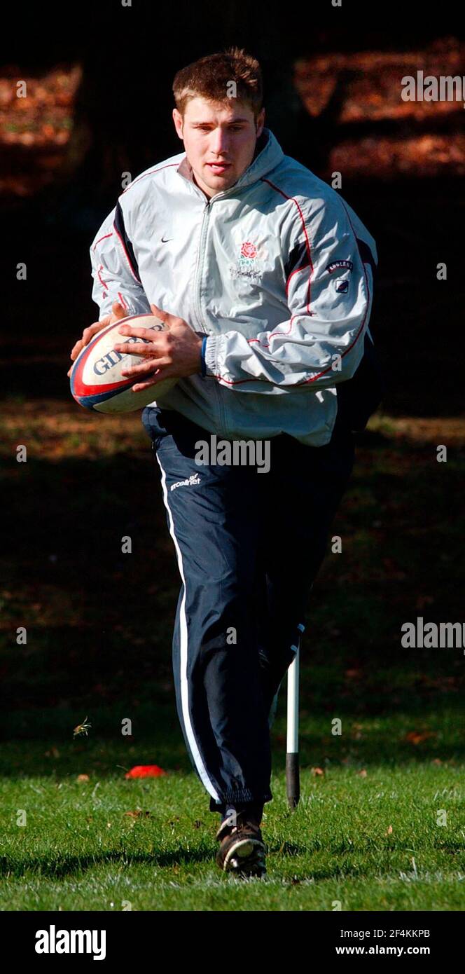 ENGLAND RUGBY TEAM TRAINING AT PENNYHILL PARK HOTEL 27/2/2002 BEN COHAN ...