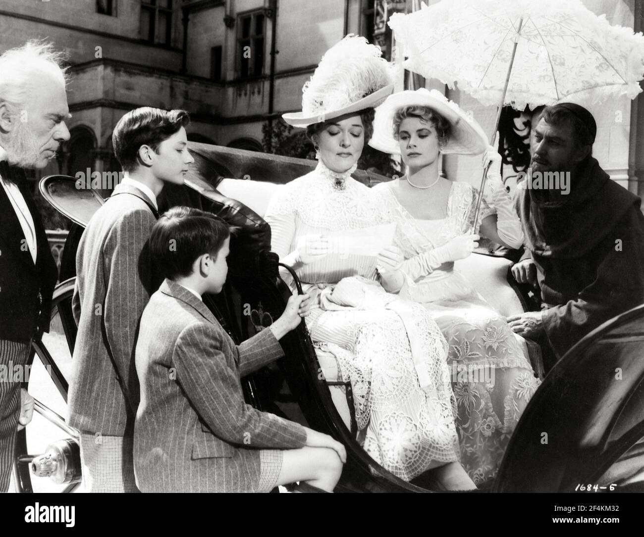Grace Kelly Jessie Royce Landis My Nerves Could Stand A Drink., Cary