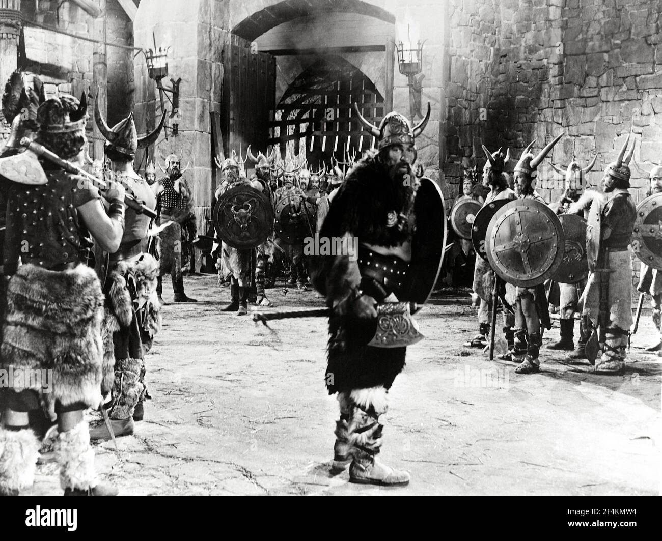 PRINCE VALIANT (1954), directed by HENRY HATHAWAY. Credit: 20TH CENTURY ...
