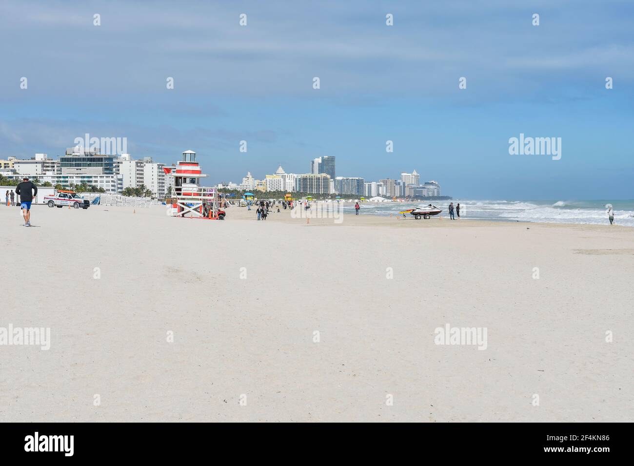 Miami Beach, South Pointe Park Pier, Fl, Usa Stock Photo - Alamy