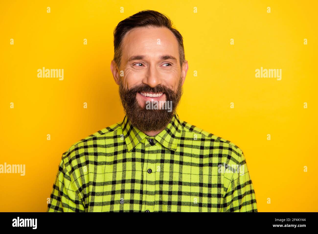 Photo of mature handsome man beard happy positive smile look empty ...