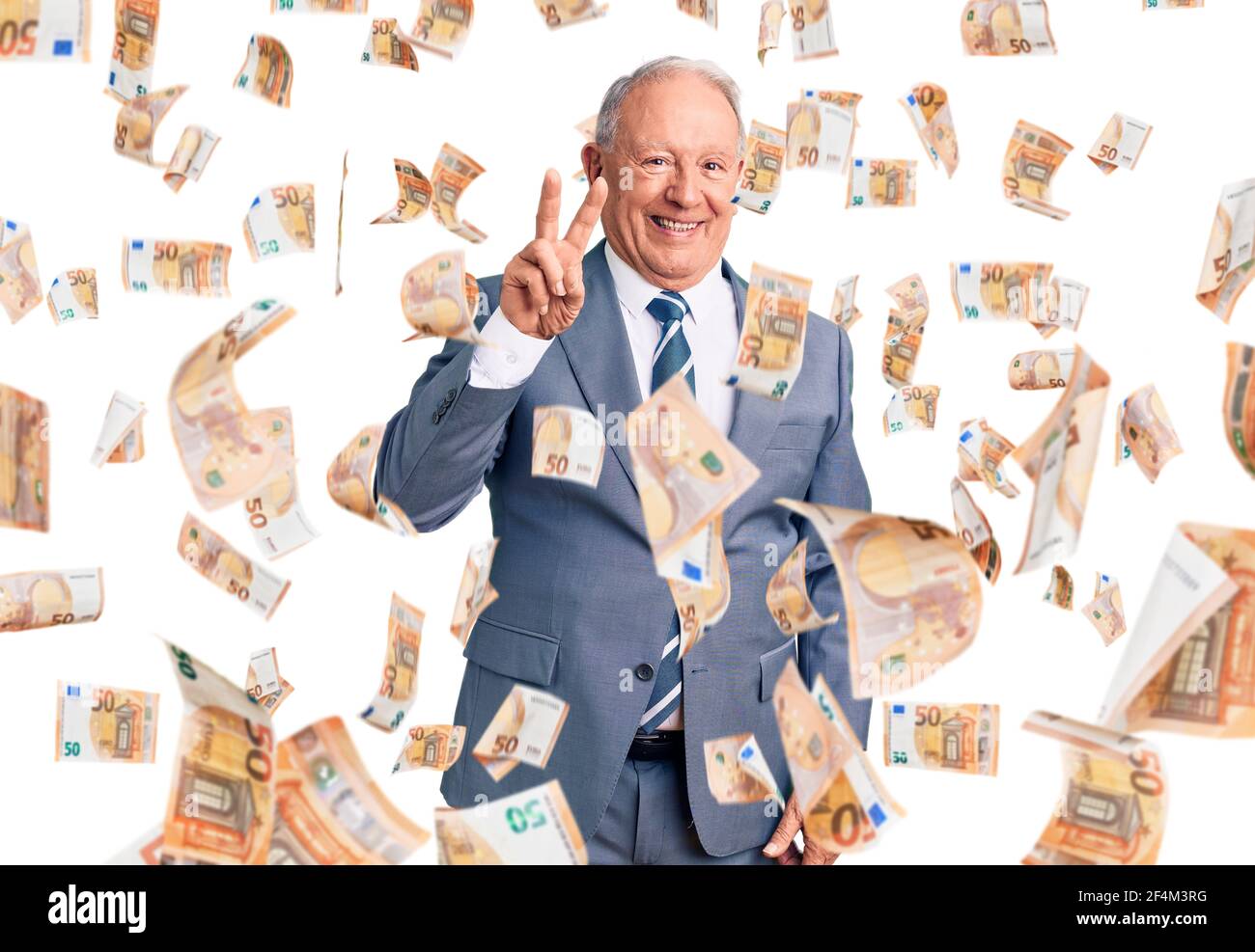 Old man counting notes hi-res stock photography and images - Alamy