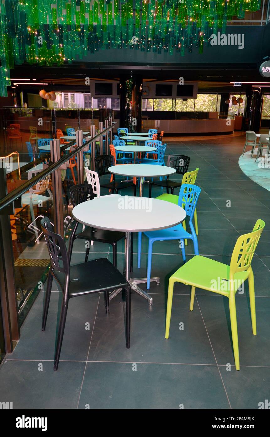 Melbourne, VIC, Australia - November 03, 2017: Inside St. Collins Lane ...