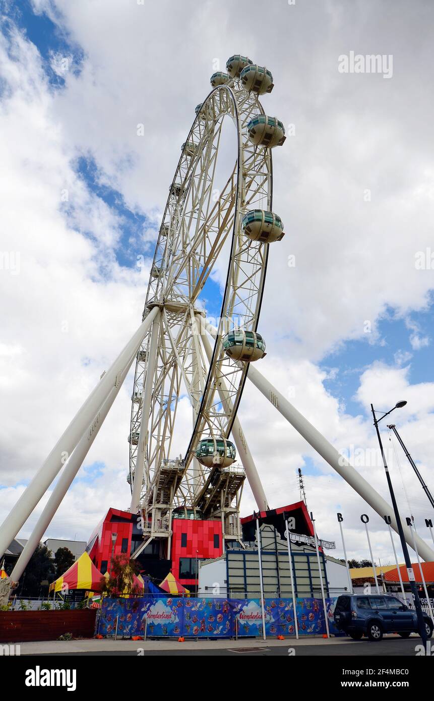 Melbourne, VIC, Australia - November 03, 2017: Melbourne Star an ...