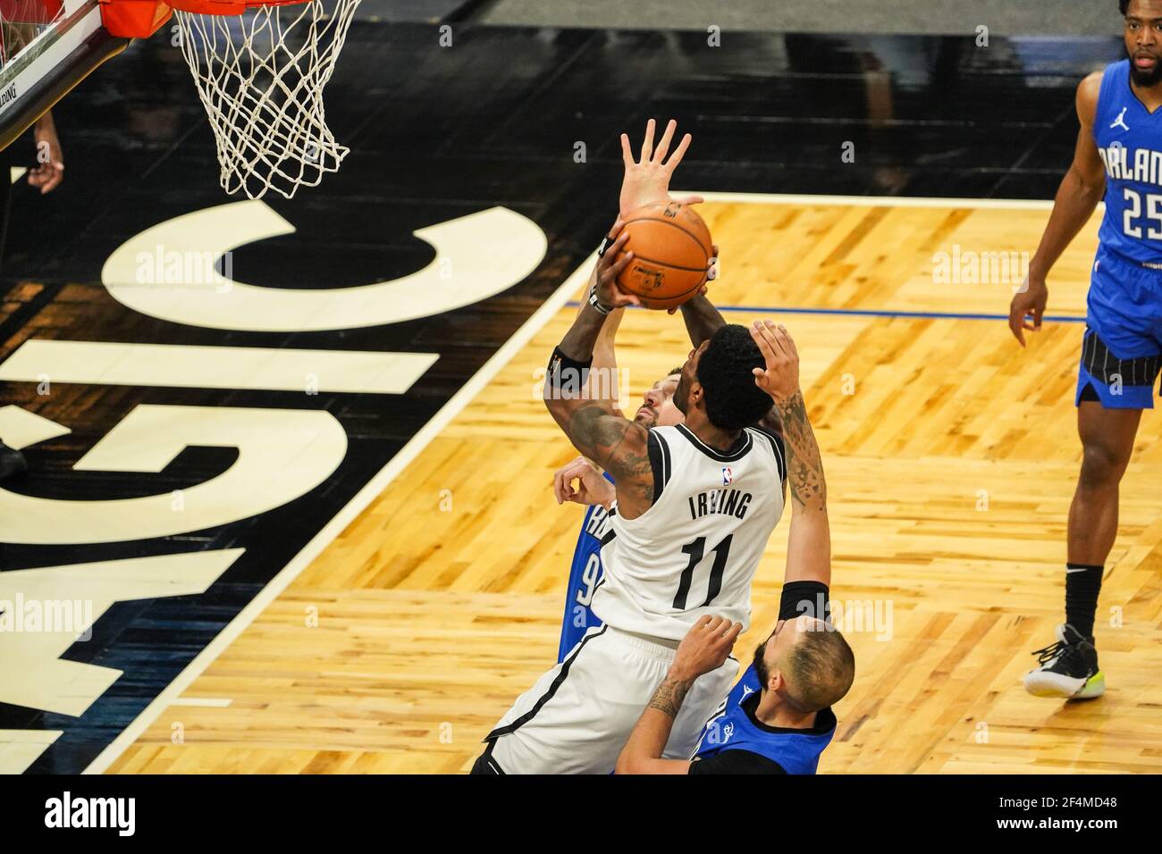 Kyrie irving brooklyn nets hi-res stock photography and images - Alamy