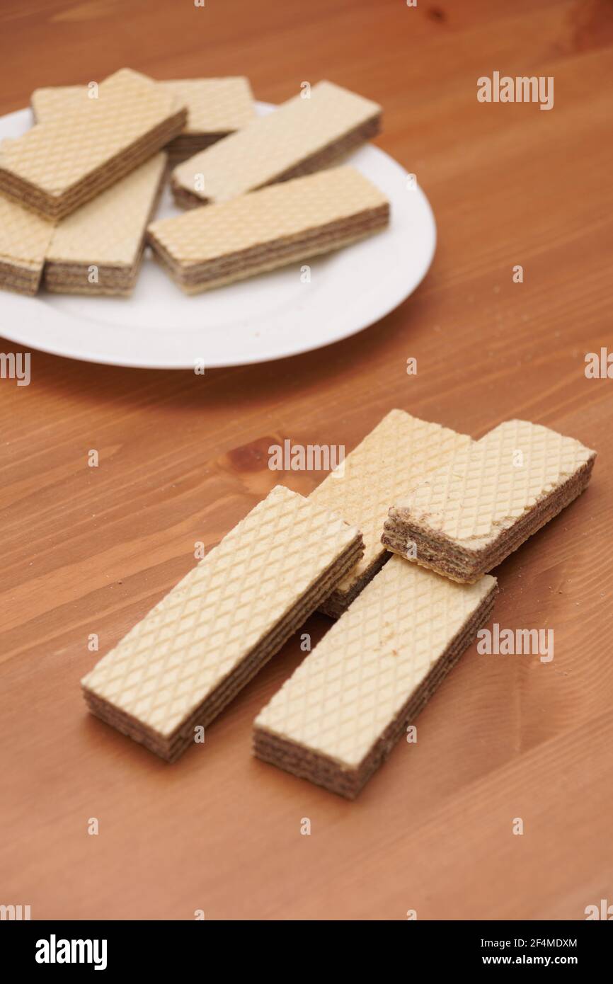 Sandwiched wafers hi-res stock photography and images - Alamy