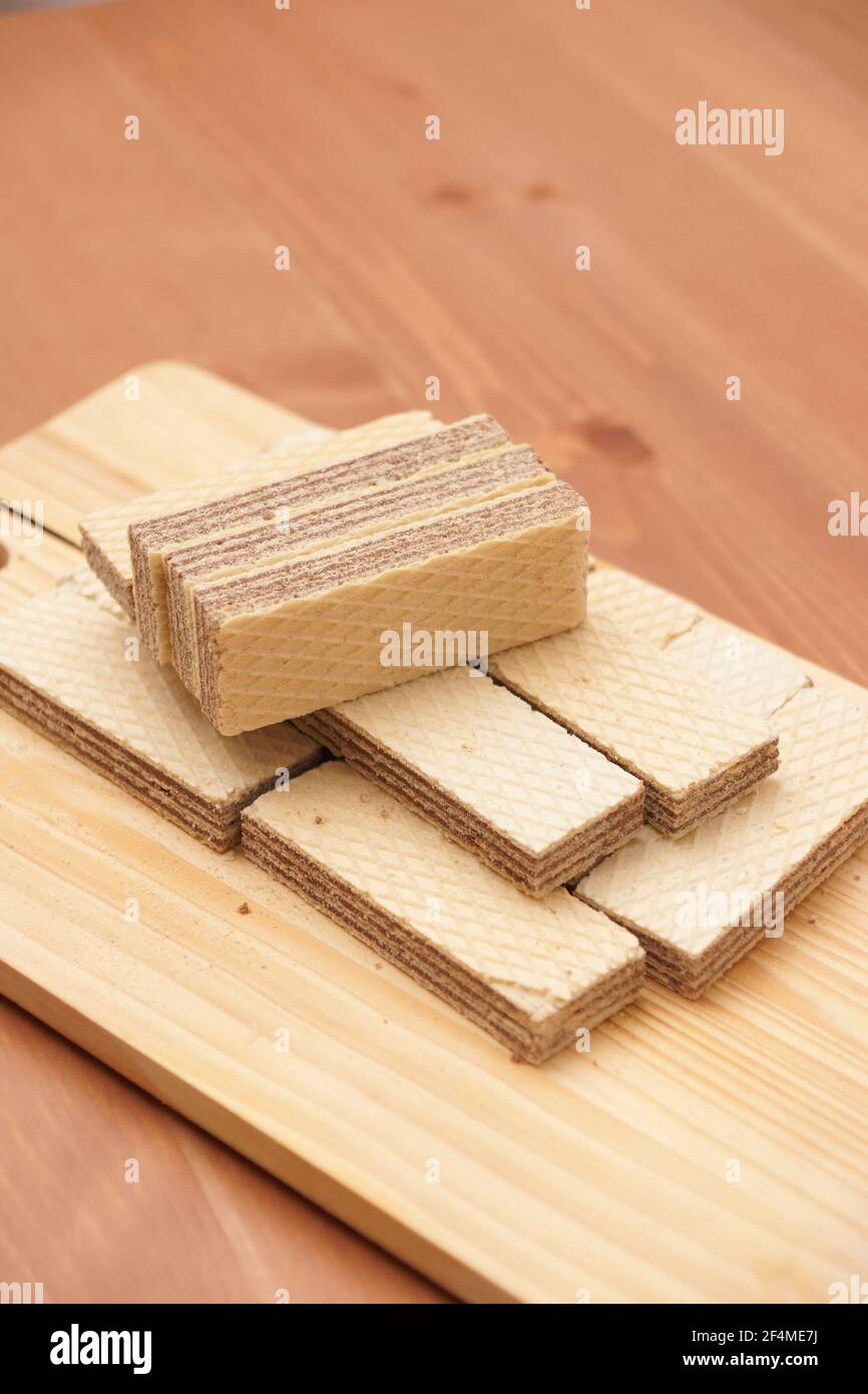 Sandwiched wafers hi-res stock photography and images - Alamy
