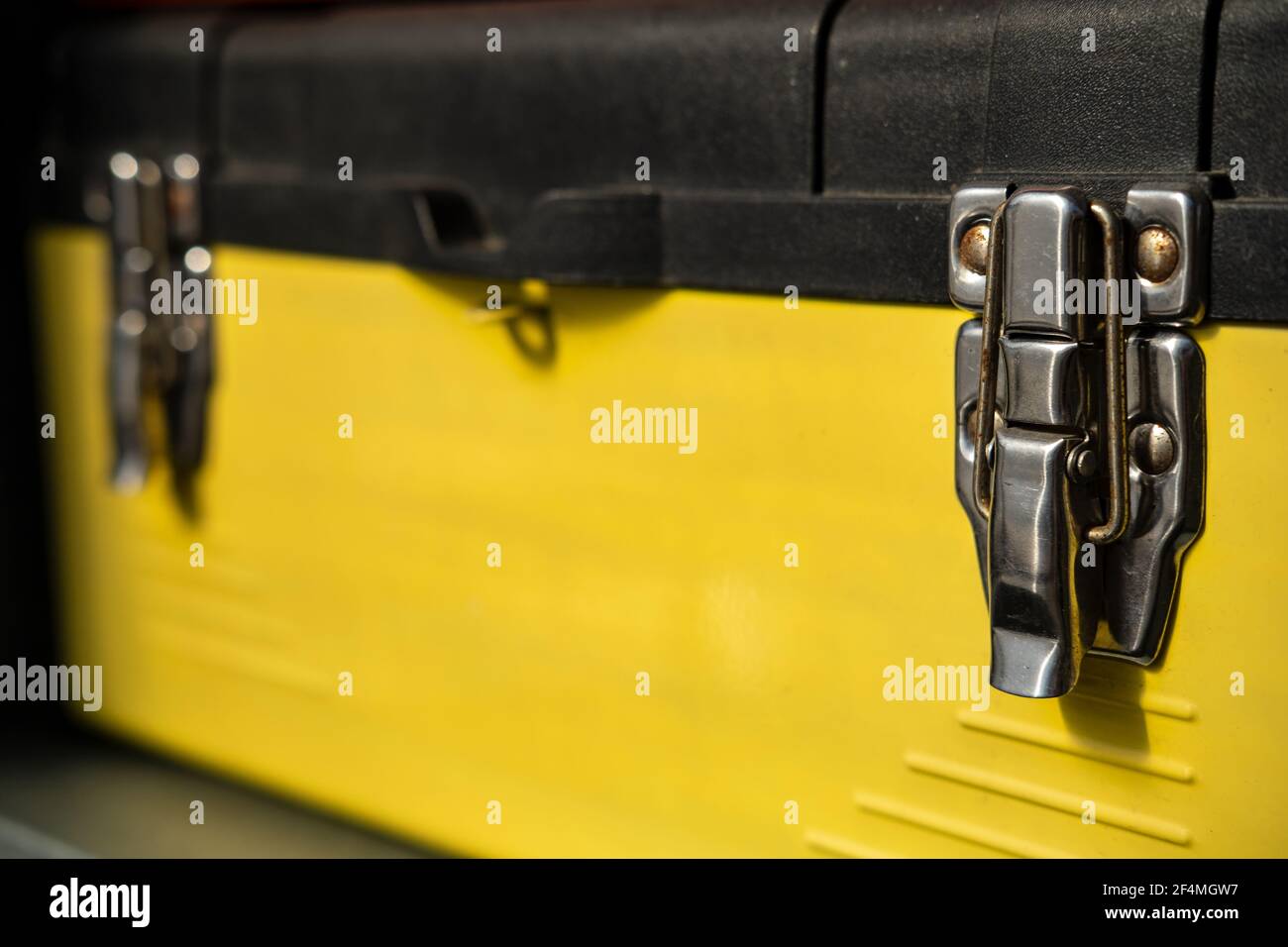 Toolbox and yellow hi-res stock photography and images - Alamy