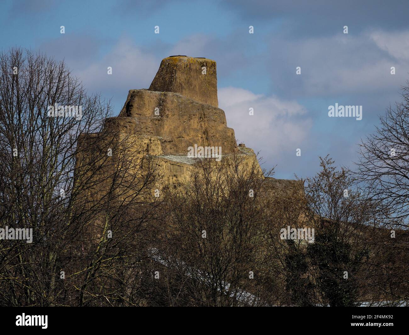 Mappin terrace london zoo hi-res stock photography and images - Alamy