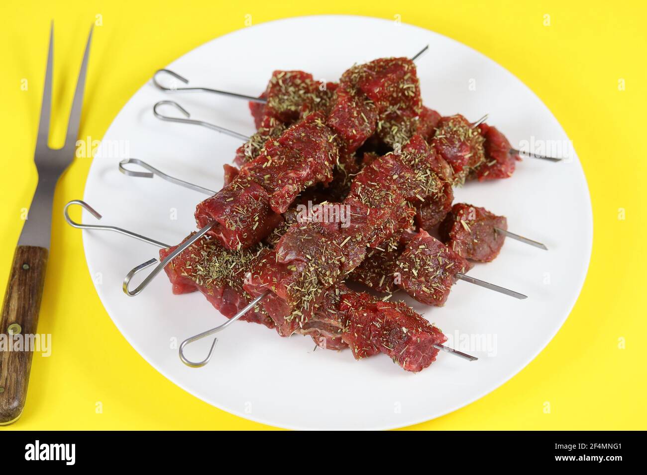 raw beef skewer Stock Photo - Alamy