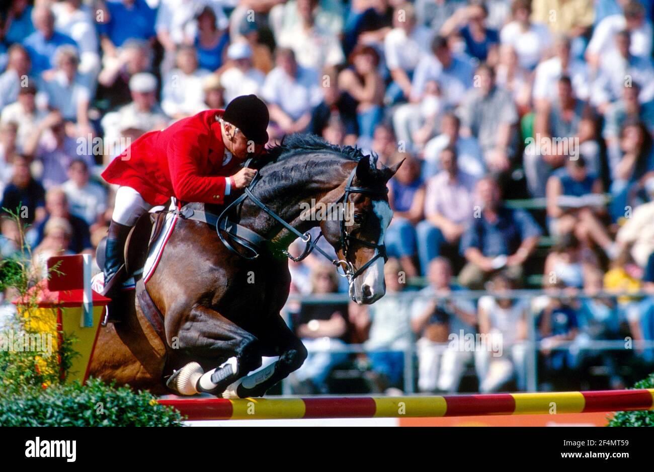 CHIO Aachen August 1998, Geoff Billington (GBR) riding Virtual Village ...