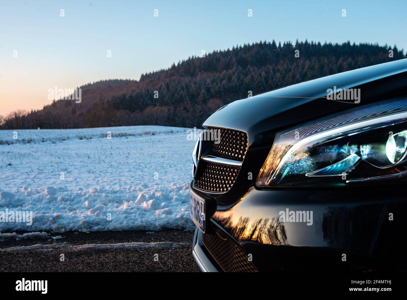 Mercedes virtuo hi-res stock photography and images - Alamy