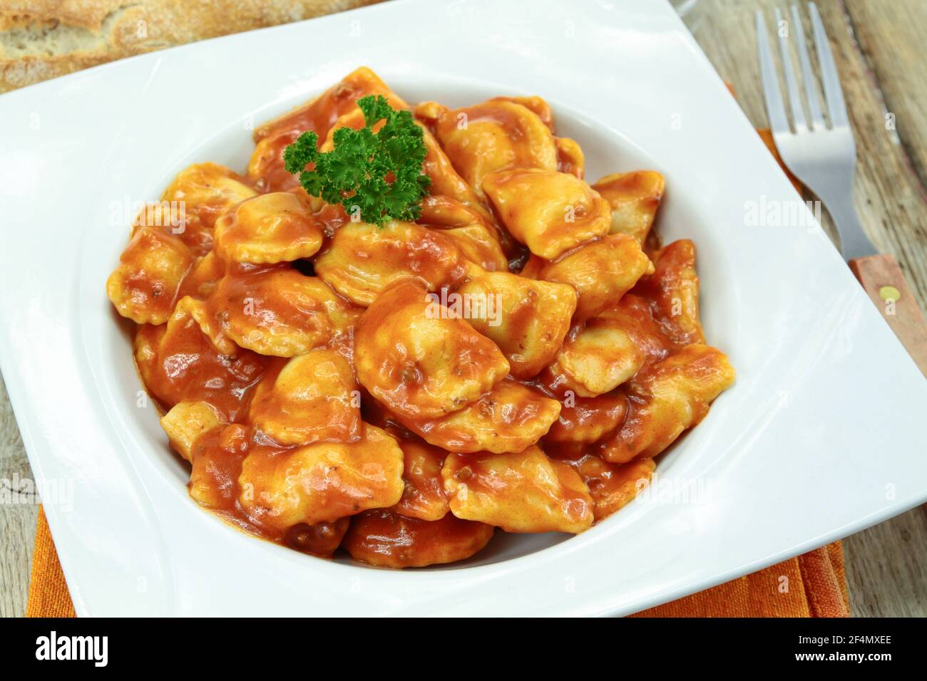 Canned ravioli hi-res stock photography and images - Alamy