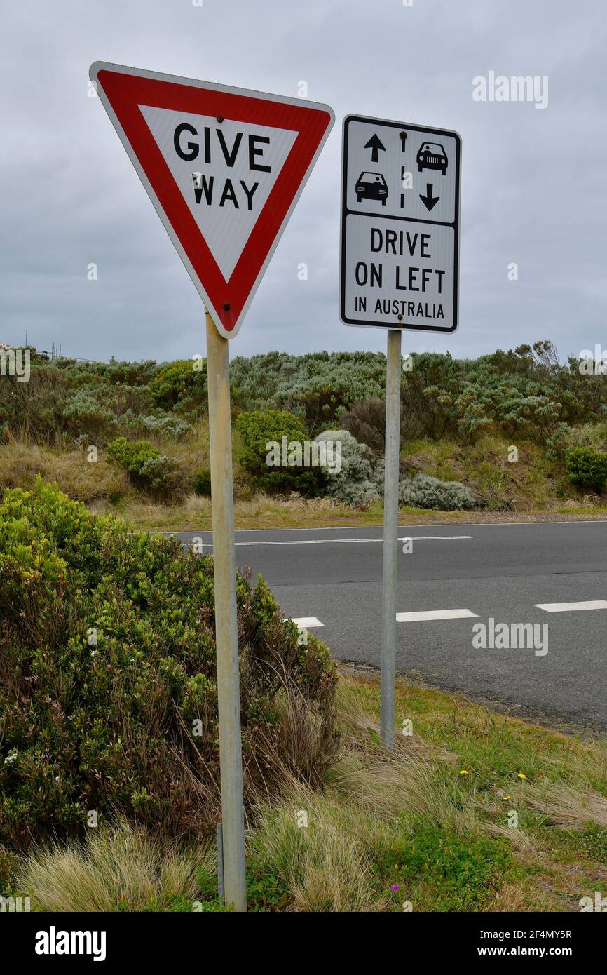 Great ocean road sign hi-res stock photography and images - Alamy
