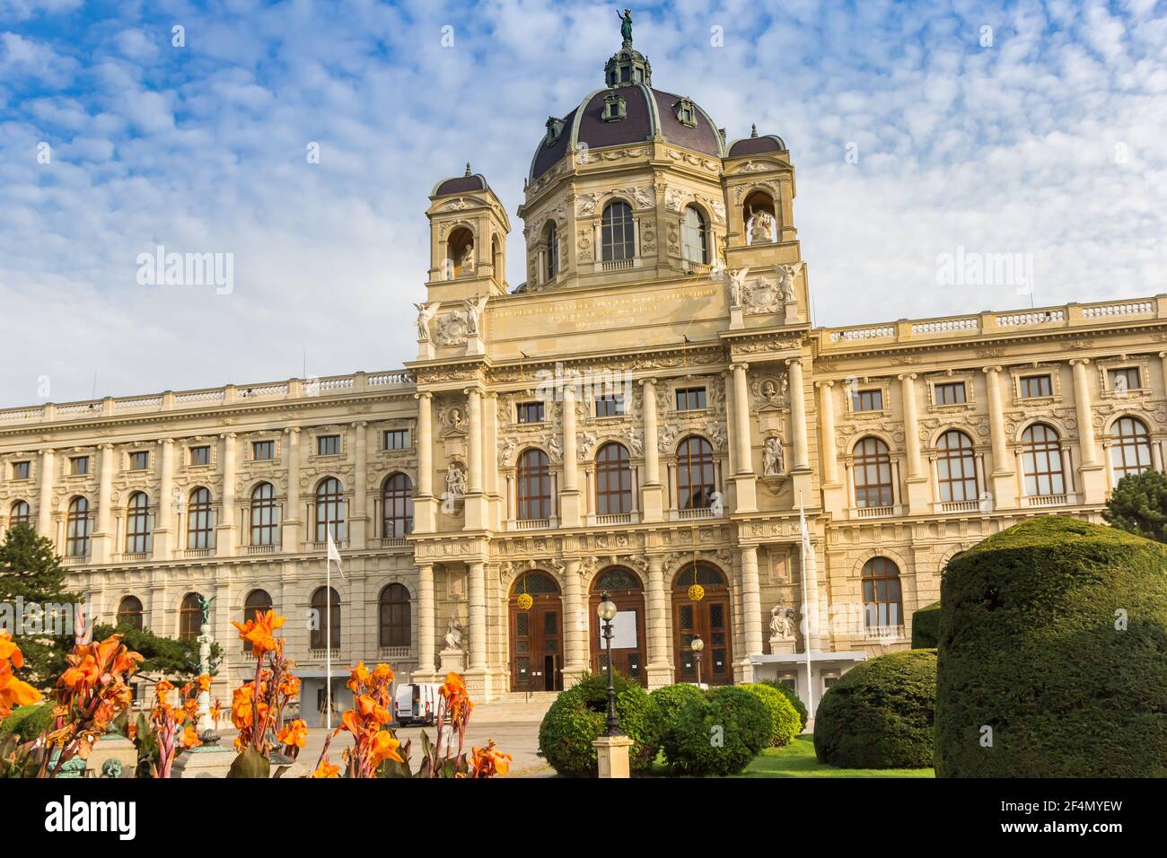 Flowers in front of the Art Museum in Vienna, Austria Stock Photo - Alamy