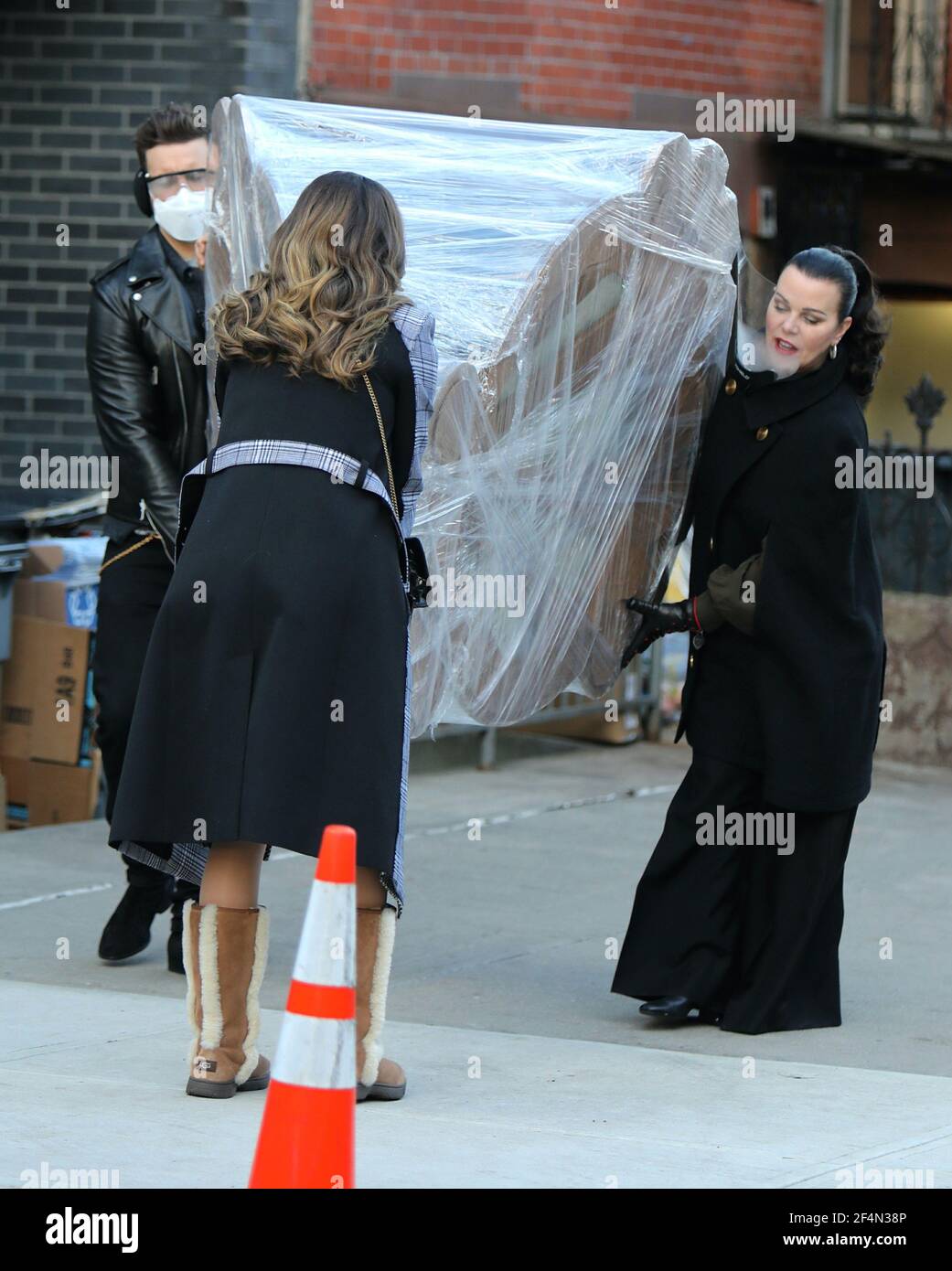 New York - NY - 20210106 Sutton FosterNico Tortorella and Debi Mazar ...