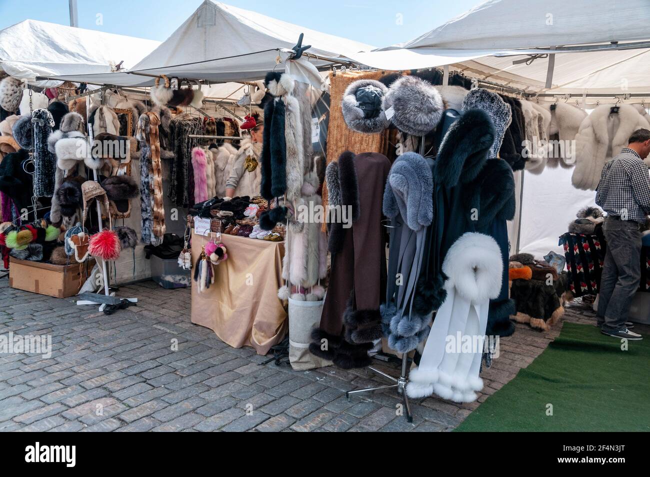 Animal skin clothes hi-res stock photography and images - Alamy