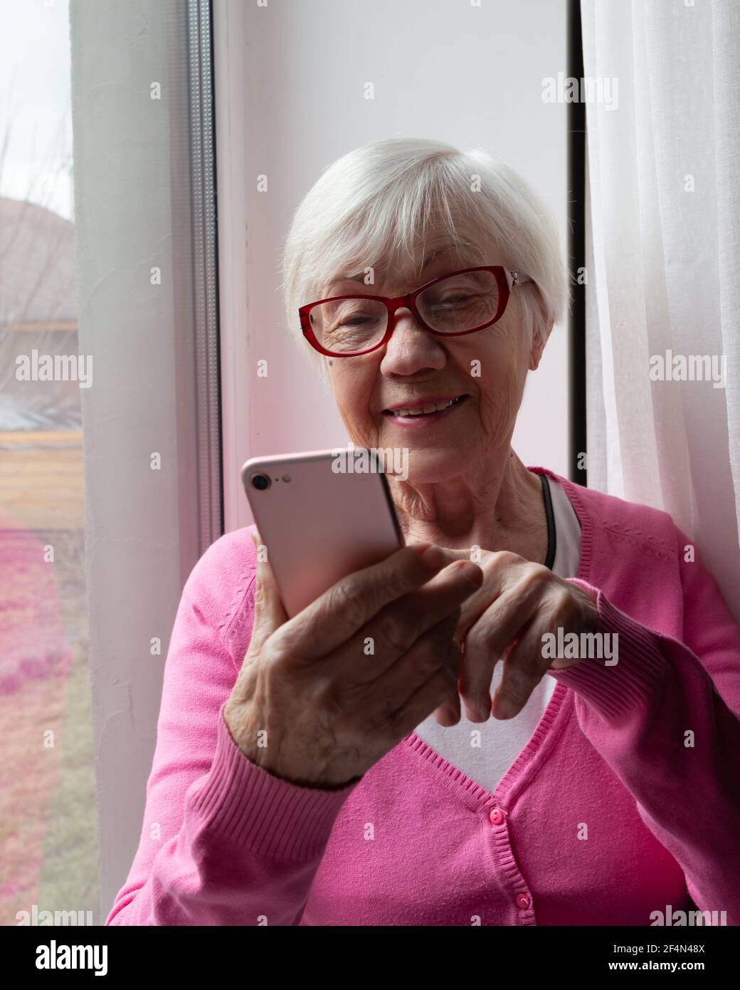 85 year old woman hi-res stock photography and images - Alamy