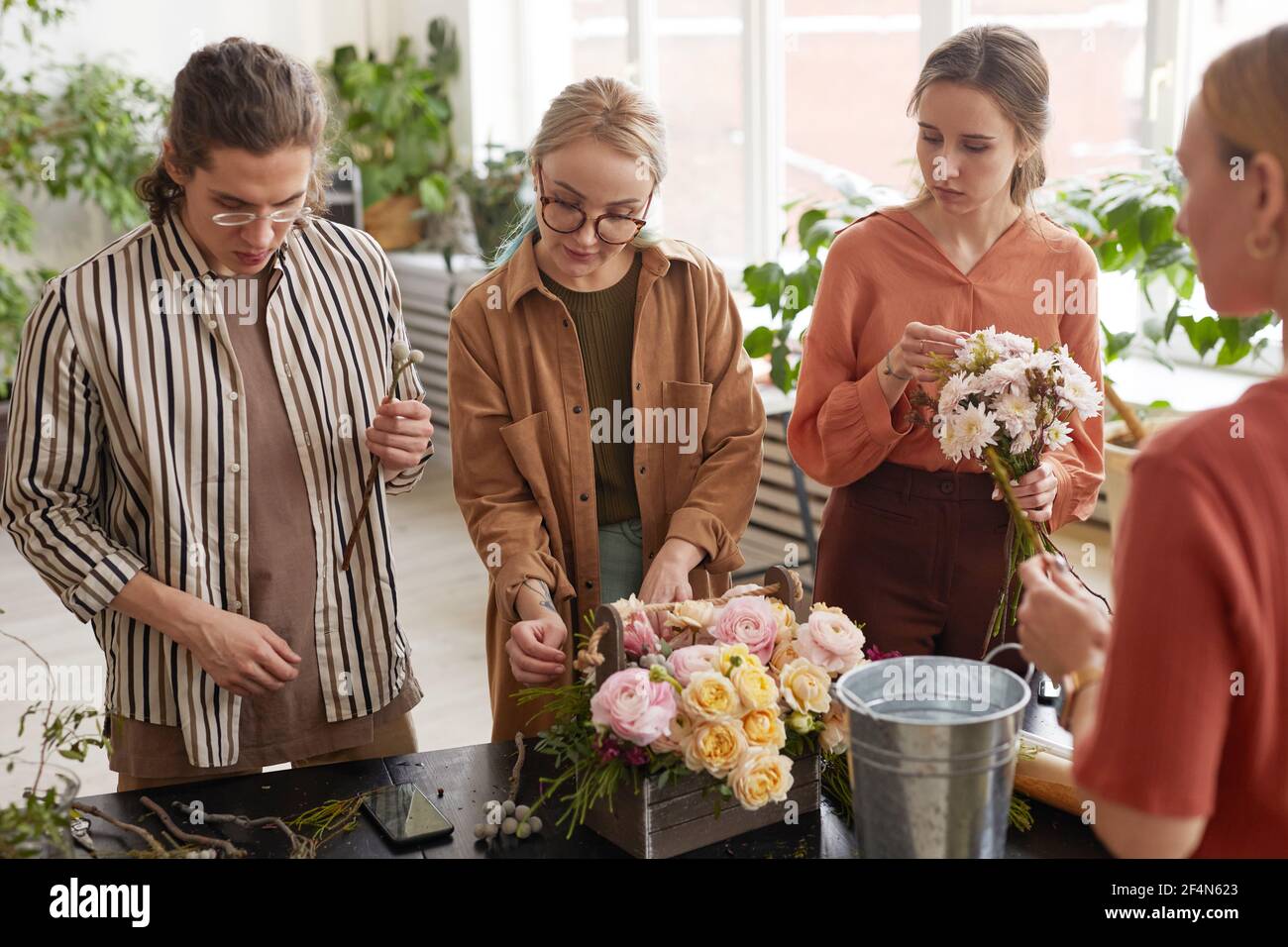 Attending business class hi-res stock photography and images - Alamy