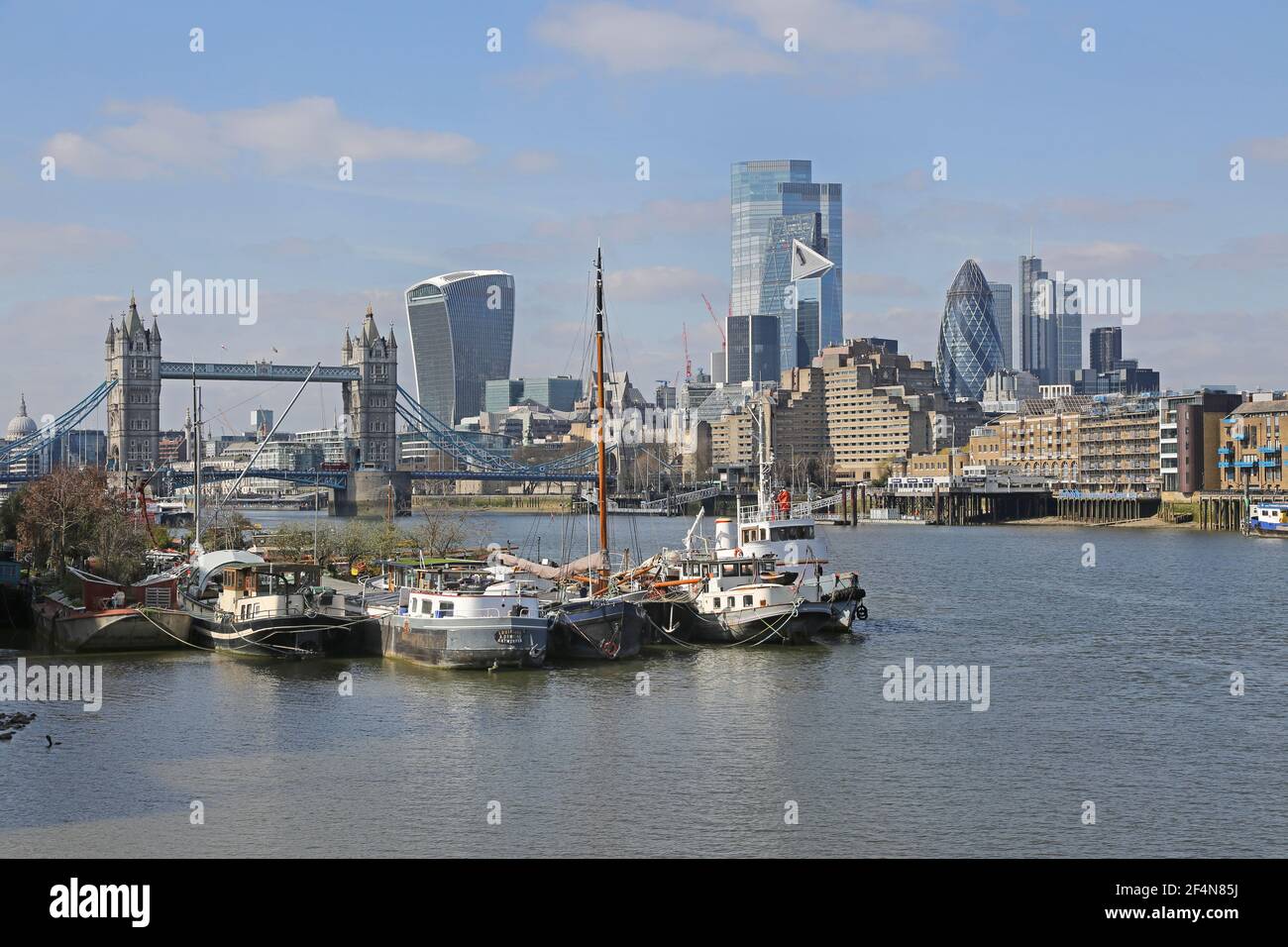 Jetty in river buildings architecture hi-res stock photography and ...
