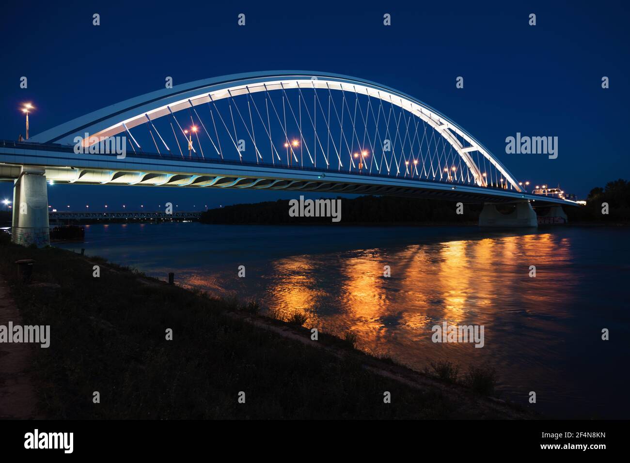 Structure construction bridge over river hi-res stock photography and ...