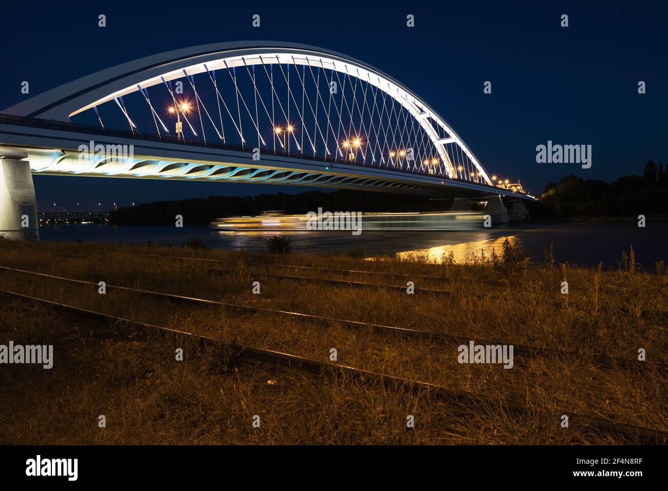 Sunset curved river bridge hi-res stock photography and images - Alamy