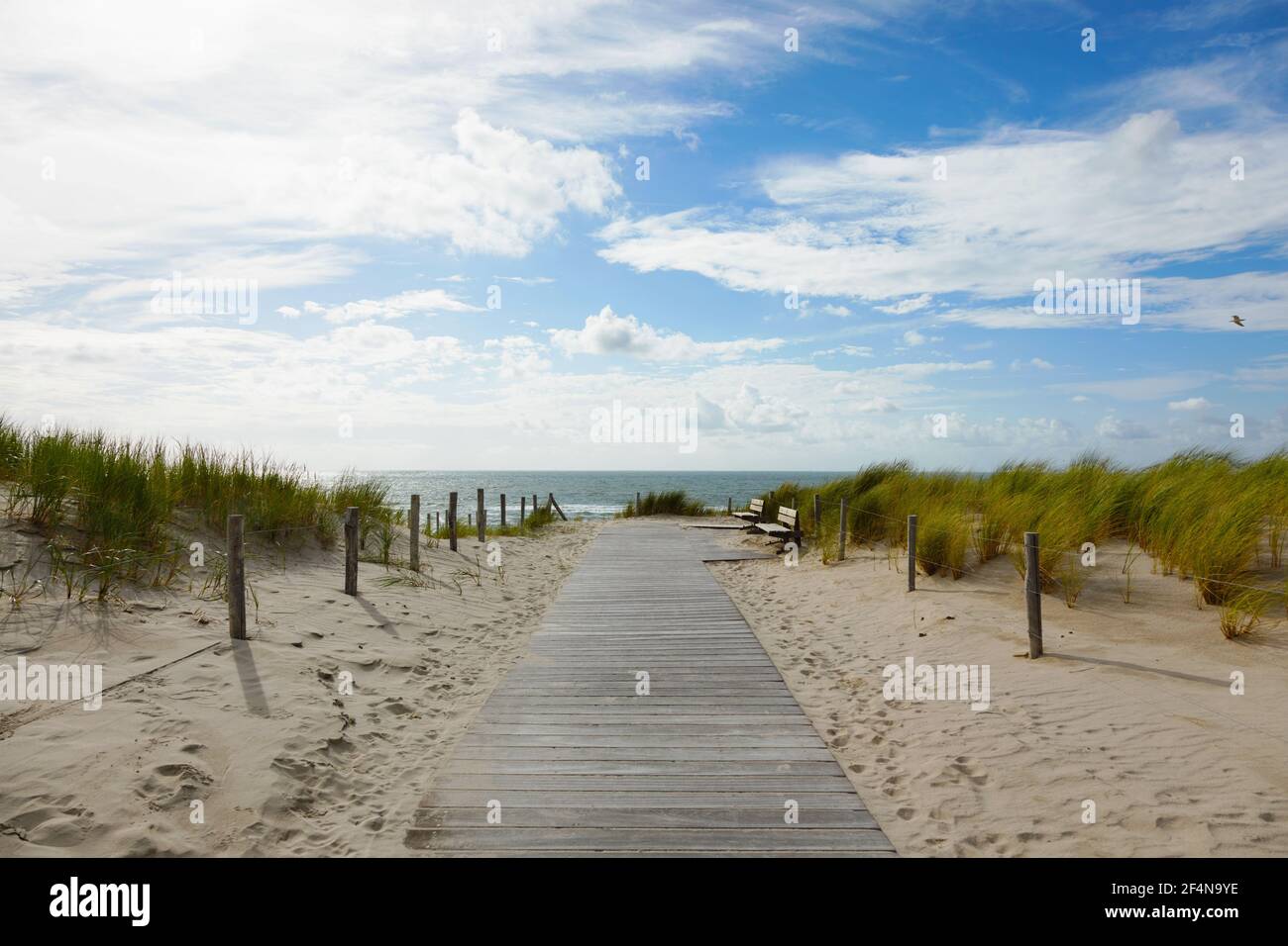 Sea driveway hi-res stock photography and images - Alamy
