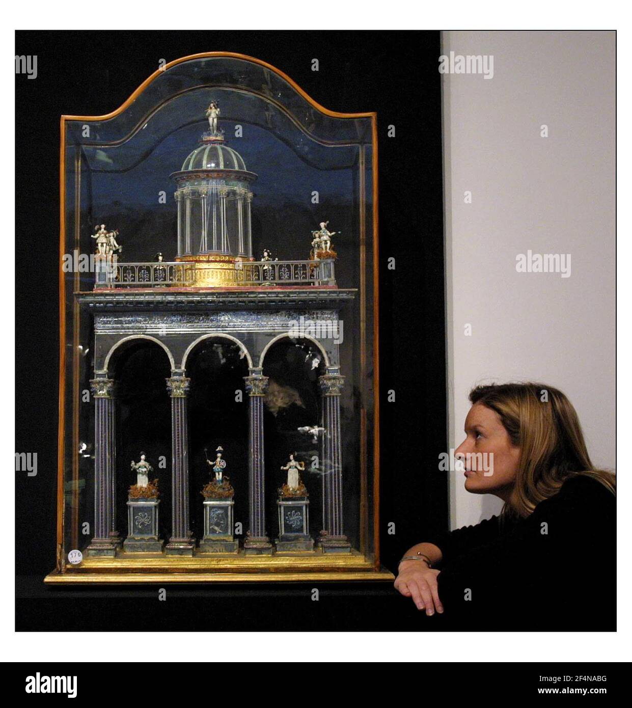 Sotheby's July 2001 Sandie Maylor inspects Celebration du Buffet de ...