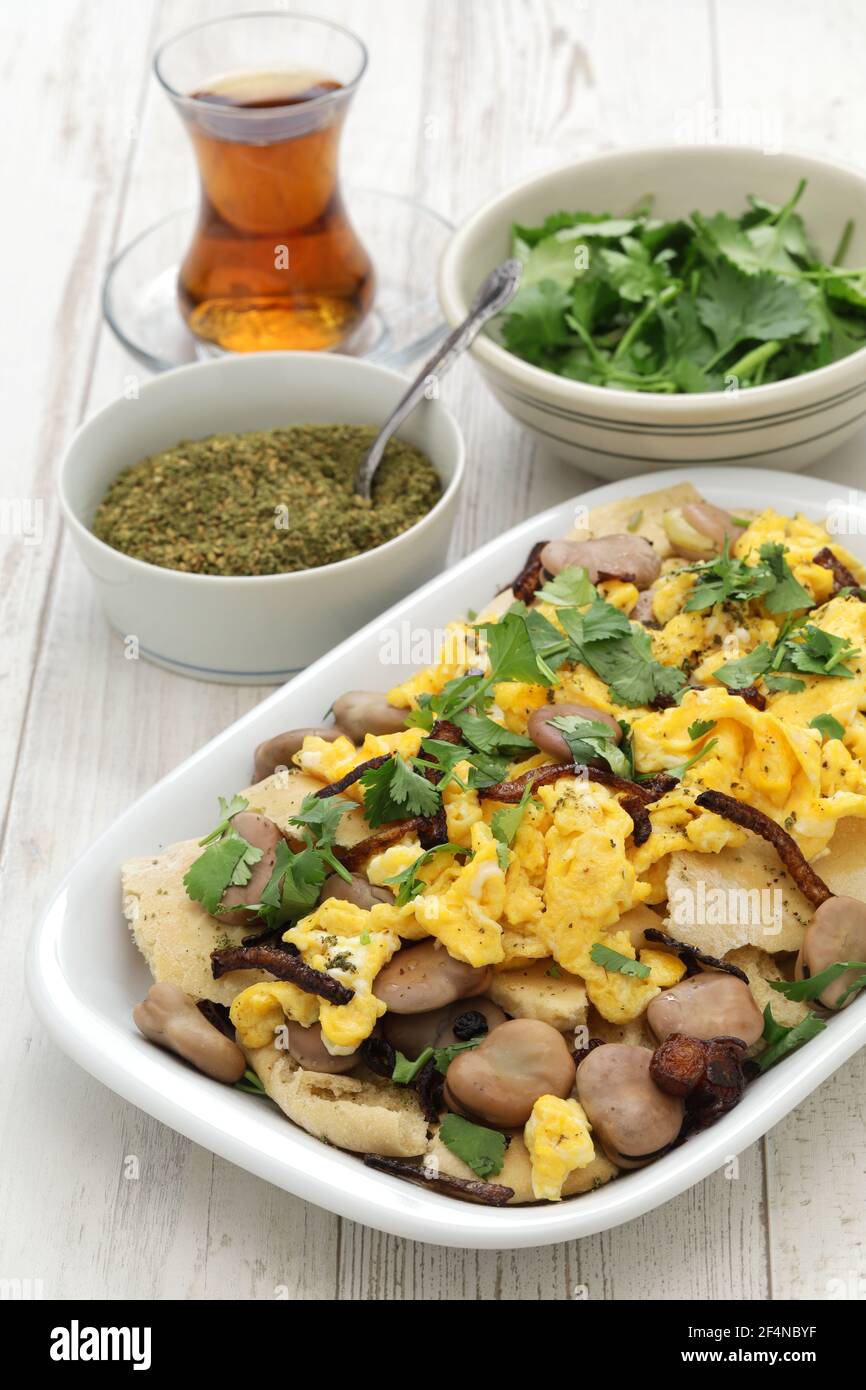 Iraq bread hi-res stock photography and images - Alamy