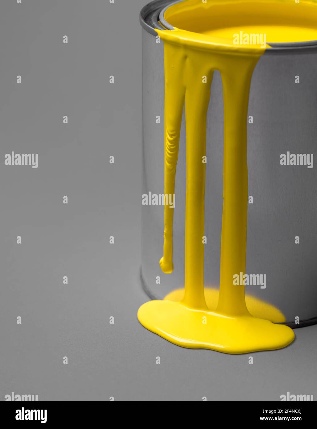 Spilled paint can hi-res stock photography and images - Alamy
