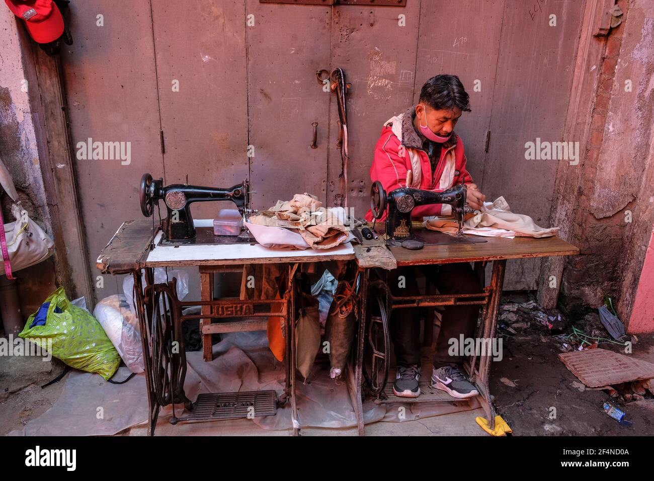 Tailor India High Resolution Stock Photography and Images - Alamy