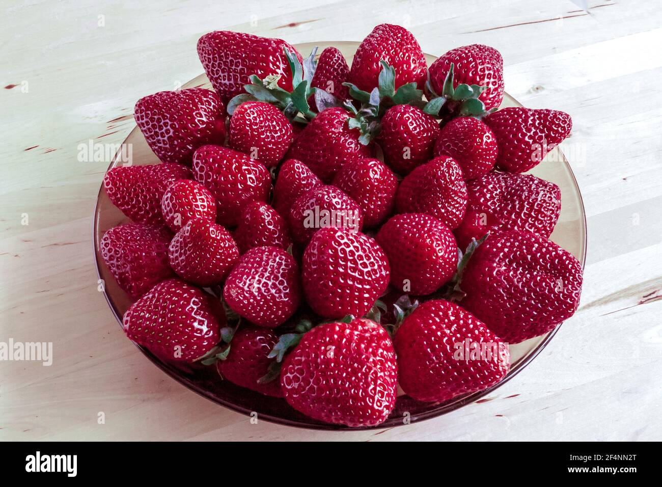 Beautiful large strawberries hi-res stock photography and images - Alamy