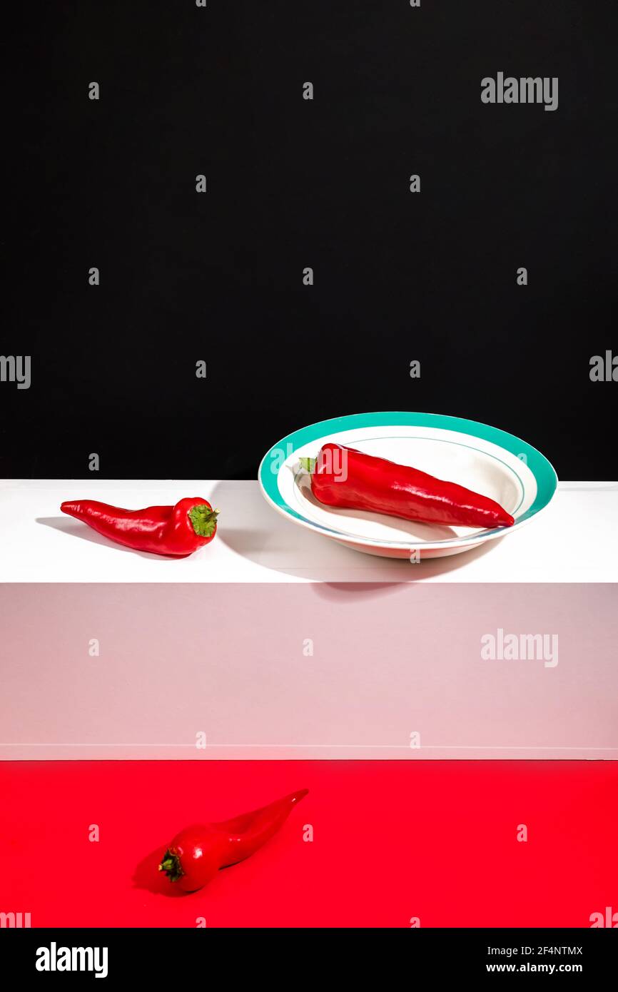 Minimal still life hi-res stock photography and images - Alamy