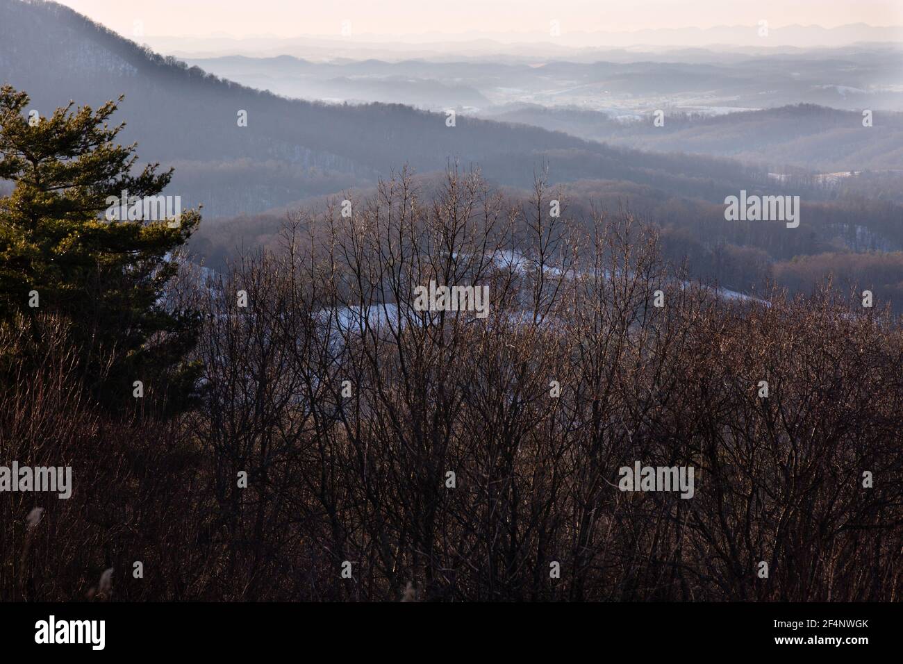 Appalachian mountains winter hi-res stock photography and images - Alamy
