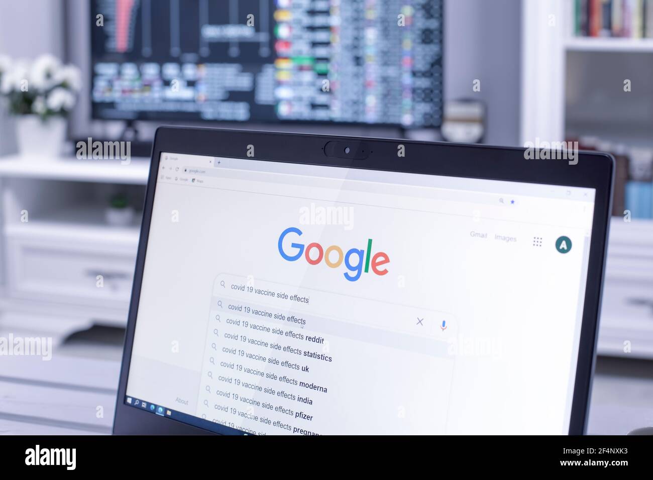 Google search engine coronavirus hi-res stock photography and images ...