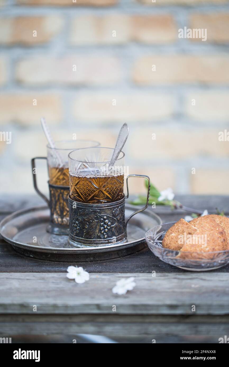 Vintage silver tea pot hi-res stock photography and images - Alamy