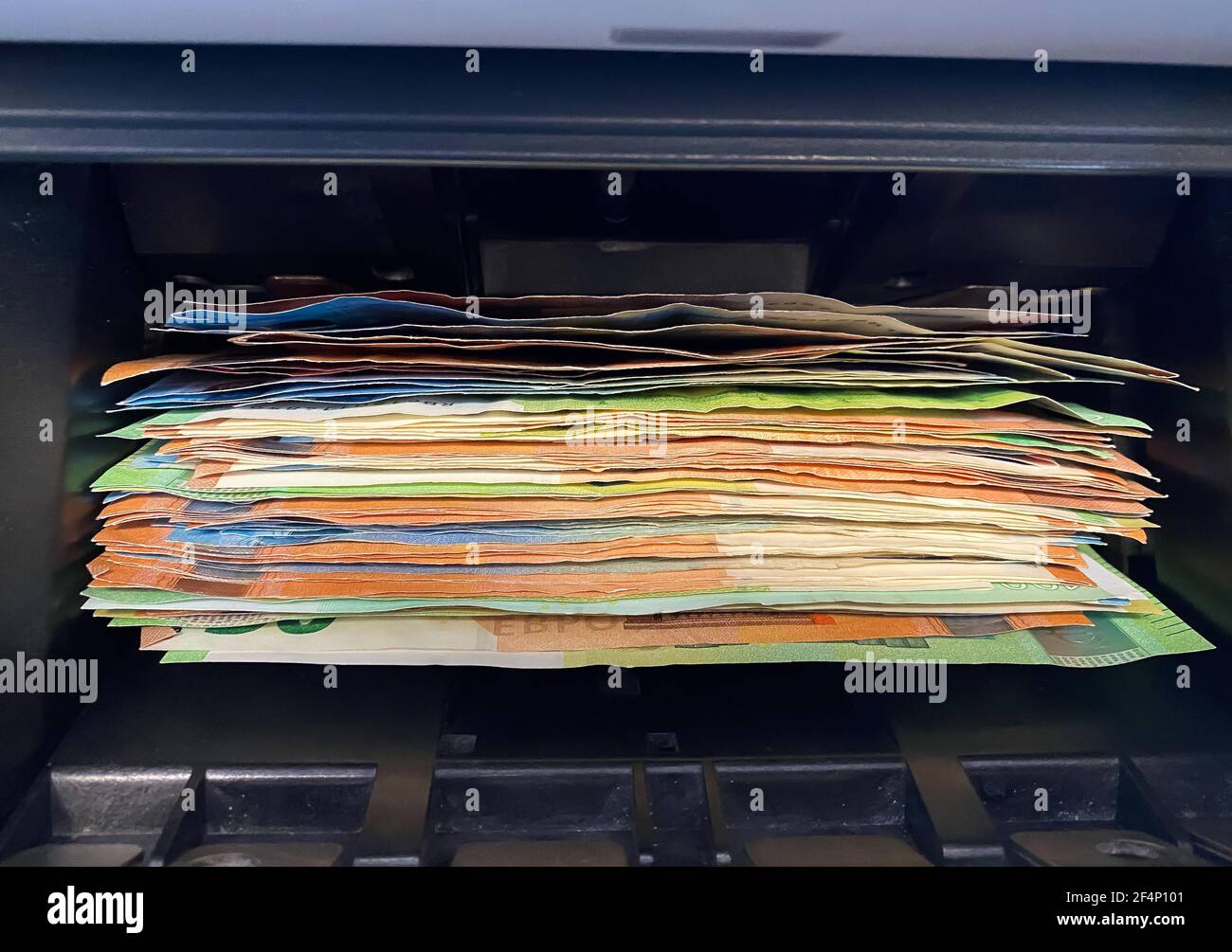 Bank teller counter hi-res stock photography and images - Alamy