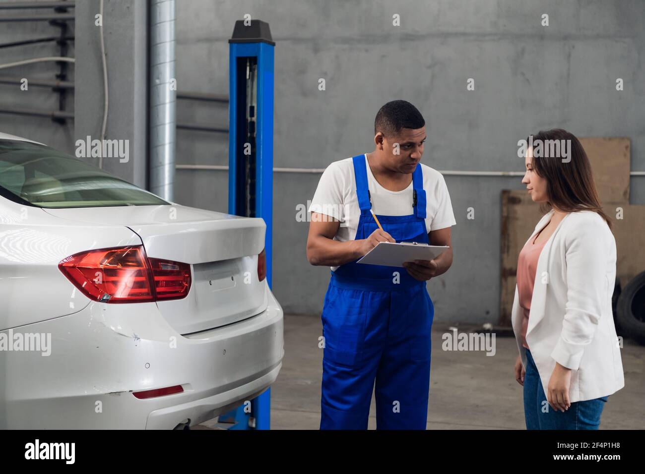 Client discusses hi-res stock photography and images - Alamy