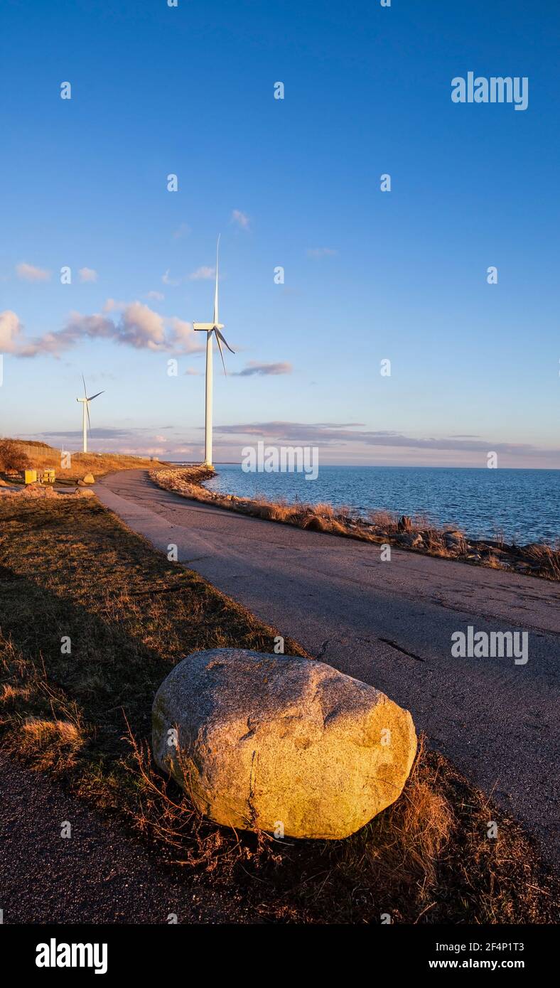 Offshore power generation hi-res stock photography and images - Alamy